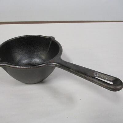 Lodge Cast Iron Melting Pot Choice A | EstateSales.org