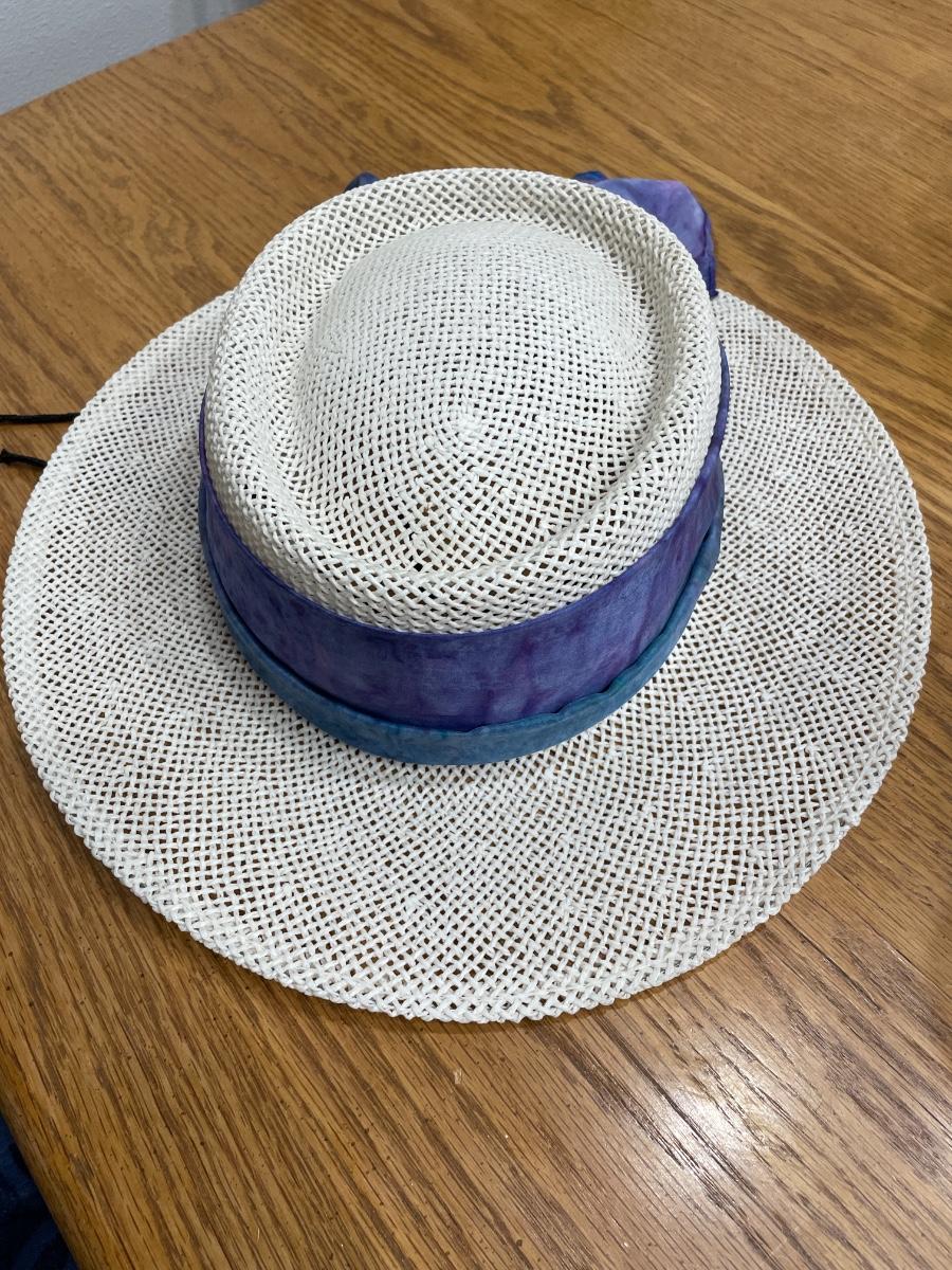 Wicker hat | EstateSales.org