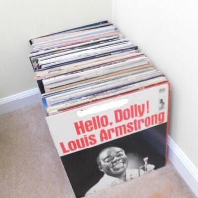 Large Collection of Vintage Vinyl Albums | EstateSales.org