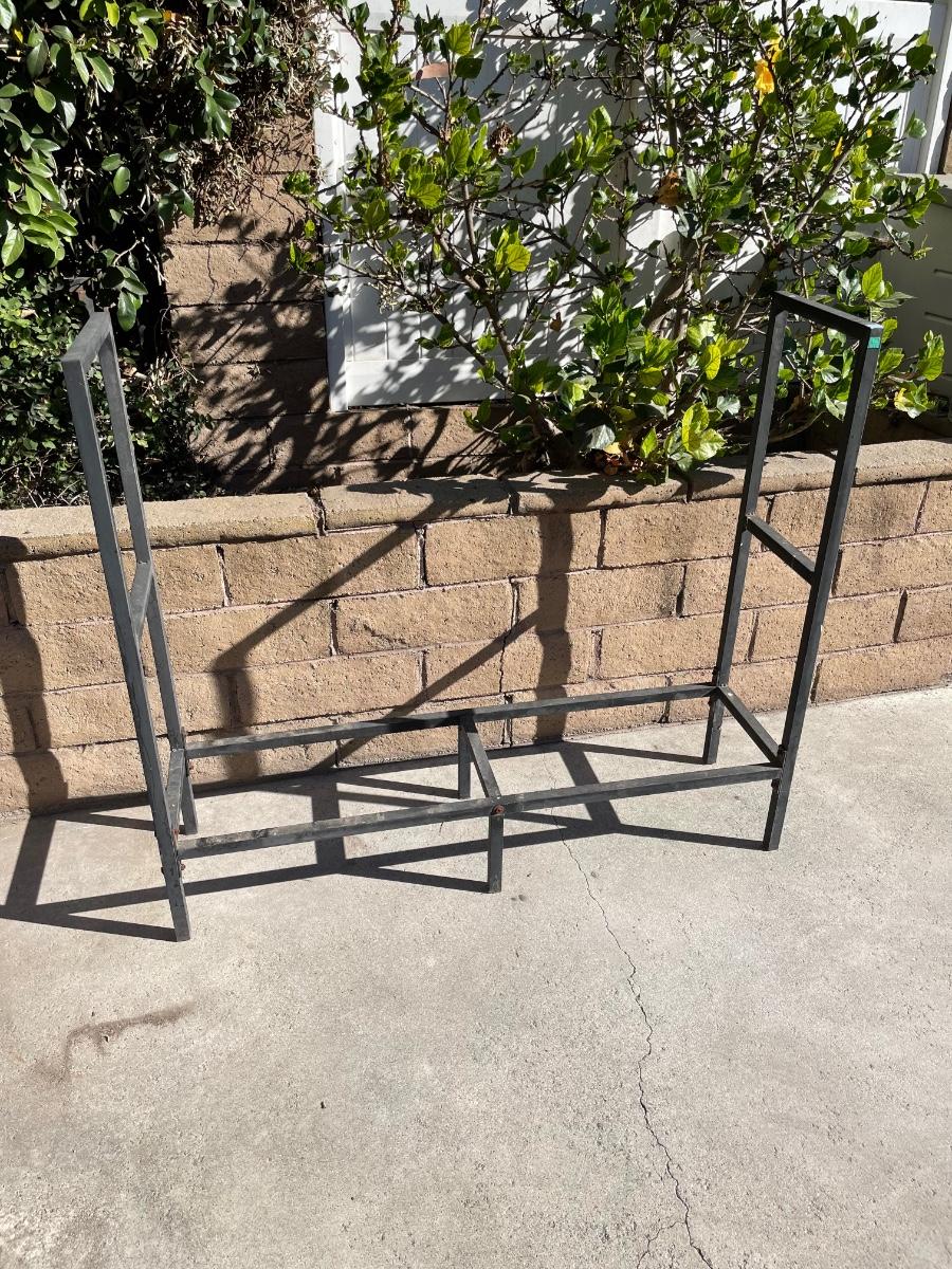 Firewood Outdoor Storage Rack | EstateSales.org