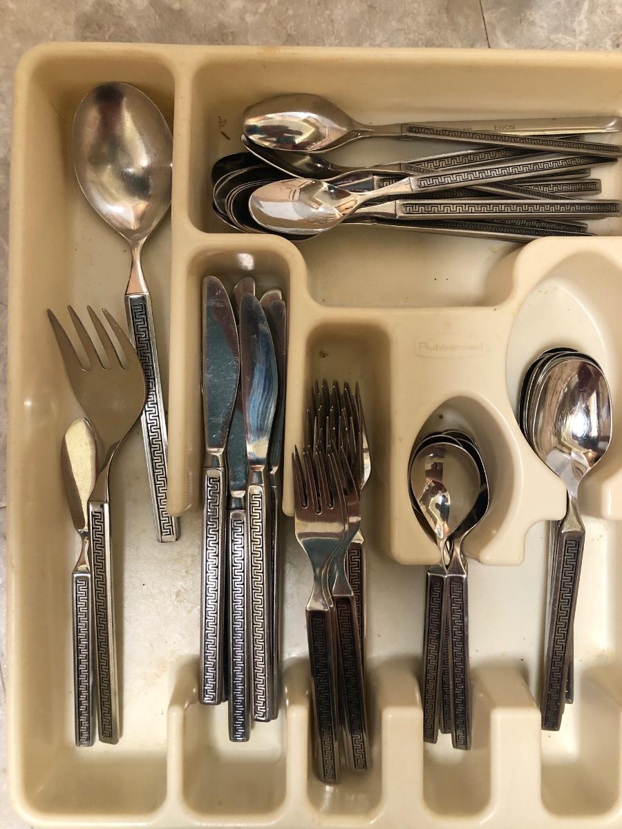 K25- Noritake Eros Silverware Set | EstateSales.org