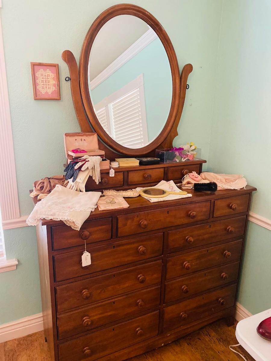 Lot 28: Beauiful Dresser with Mirror & more | EstateSales.org
