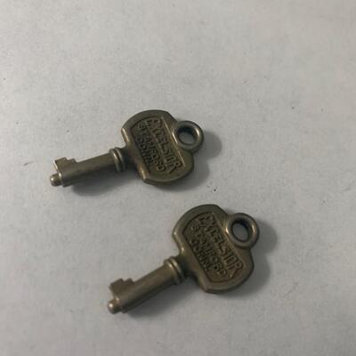 PAIR Vintage Luggage Trunk Skeleton Keys Excelsior Key Co ...