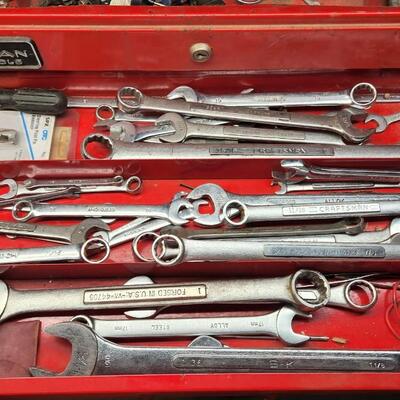 Vulcan Tools Tool box including tools inside See Photos | EstateSales.org