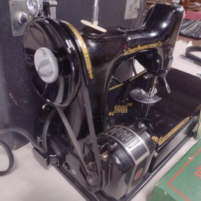 Vintage Singer Model 221-1 Sewing Machine in Original Box with ...