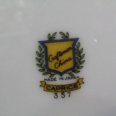 Huge Set of Craftsman China- Caprice Pattern (357)- Approx 133 Pieces ...