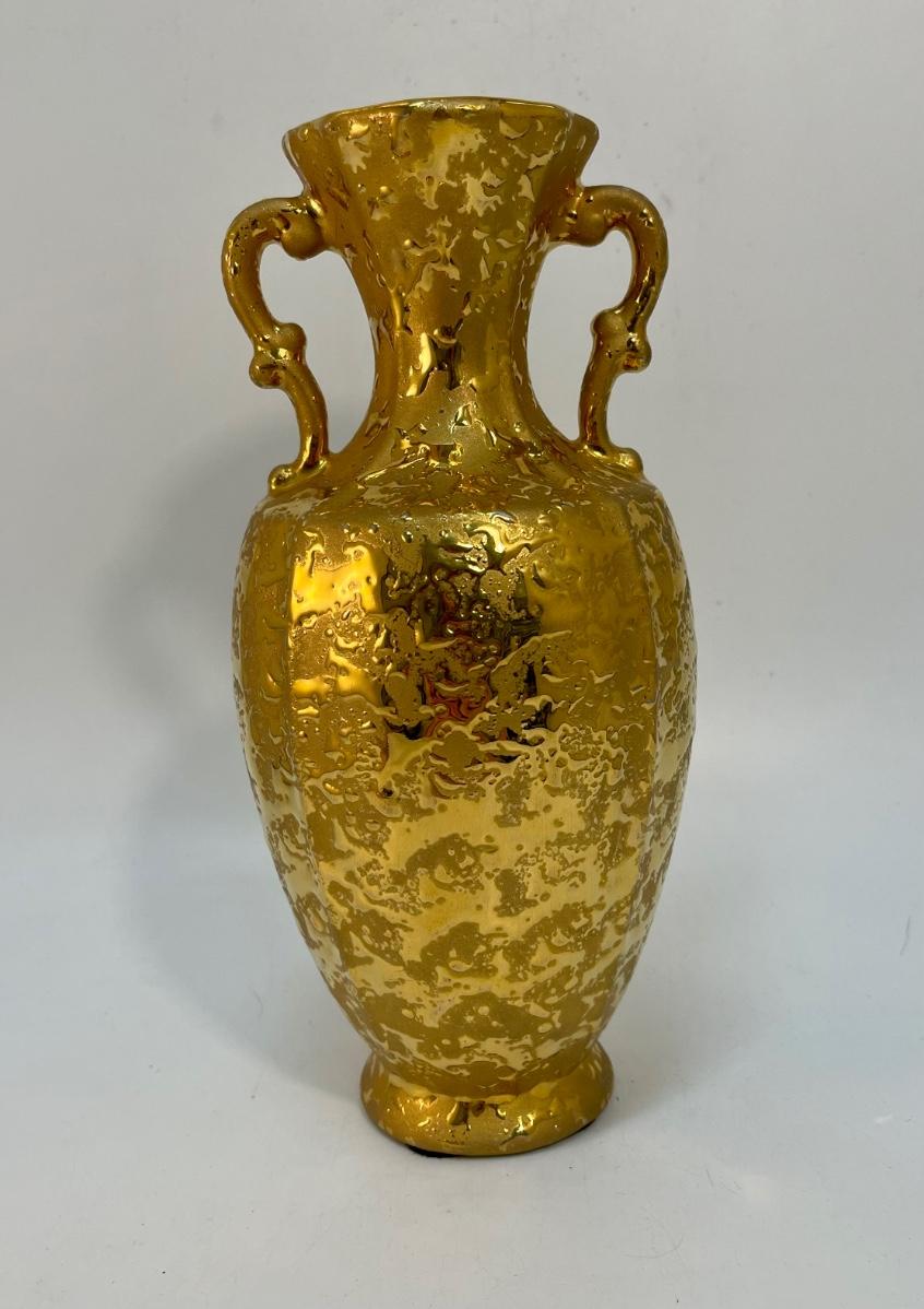 Decorative Gold Painted Double Handled Vase | EstateSales.org Decorative Gold Painted Double Handled Vase | EstateSales.org