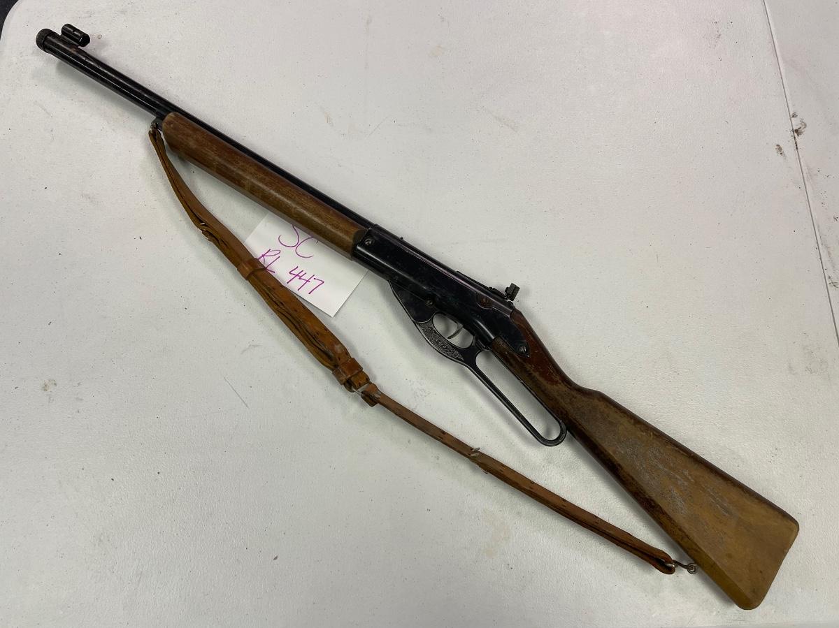 Daisy model 99 target BB gun with sling | EstateSales.org