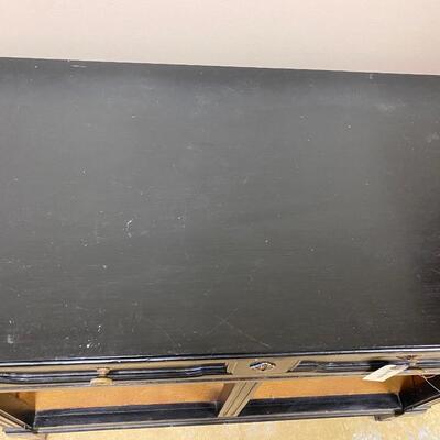 Drop Leaf Server | EstateSales.org