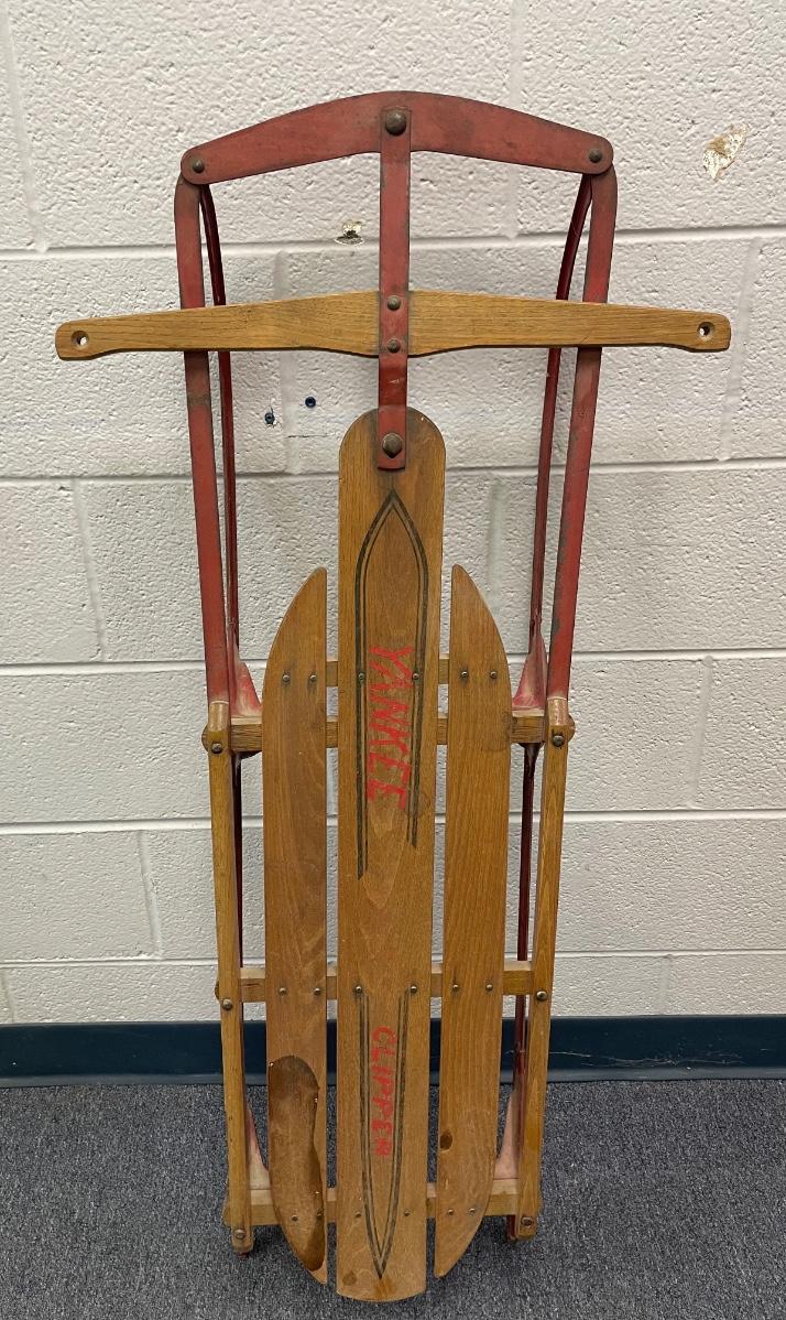 Yankee clipper#12 sled | EstateSales.org