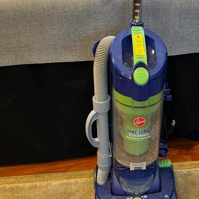 Hoover Power MAX Vacuum | EstateSales.org