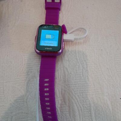 LOT 223 CHILDREN'S VTECH DX2 SMART WATCH (HU) | EstateSales.org