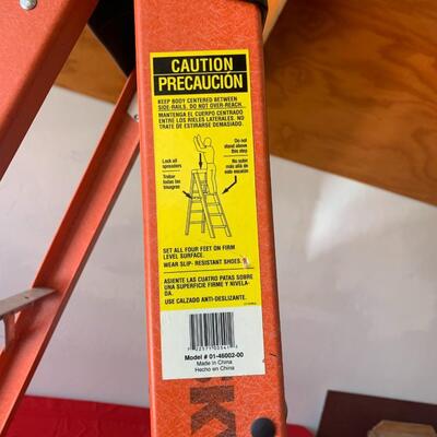 Husky 6ft Ladder | EstateSales.org