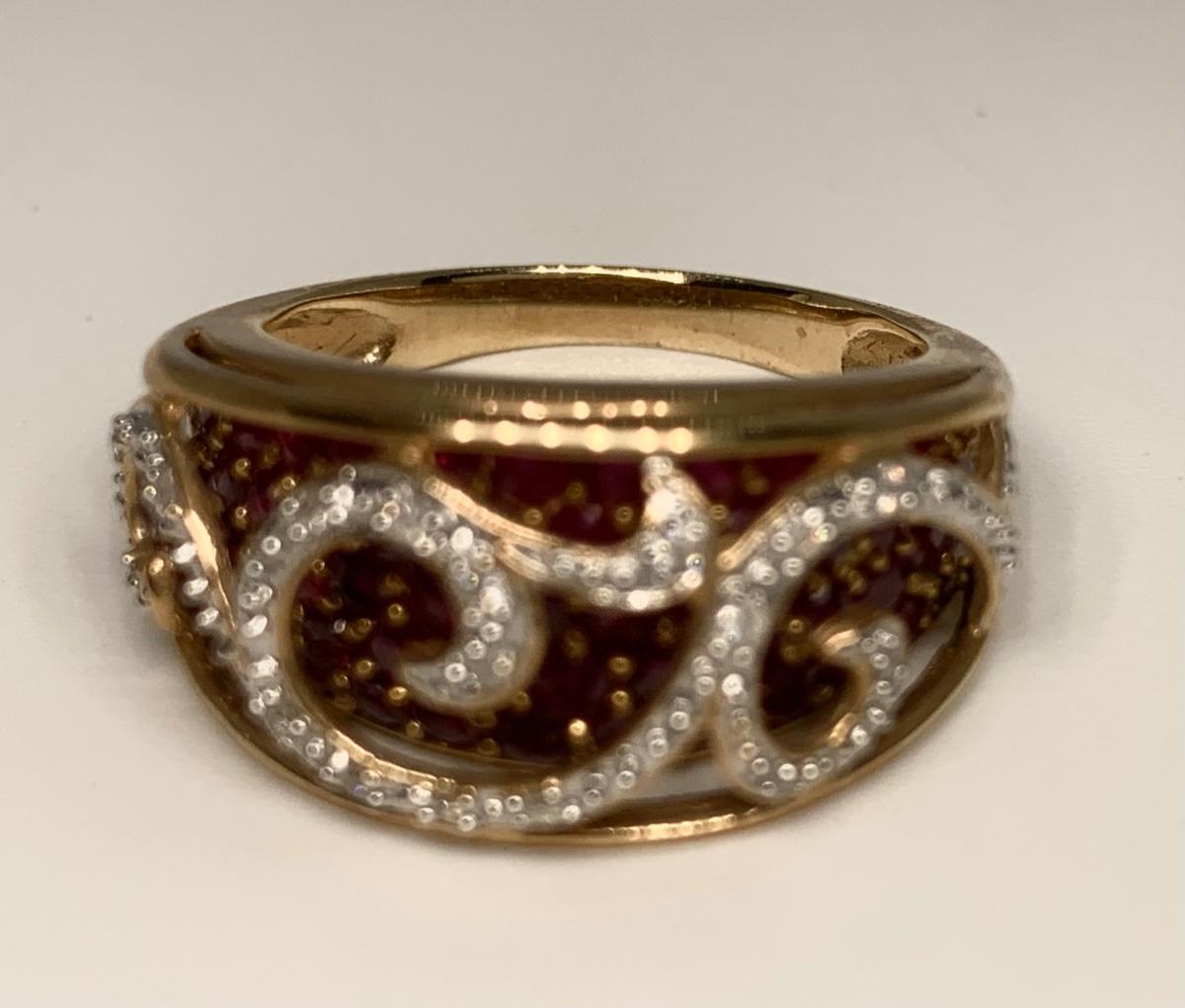 Tw 7.2g 14k MEDA Yellow Gold Ruby & Diamond Chip Ring sz8 | EstateSales.org