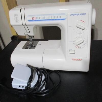 Schoolmate S-3015 - Janome Choice B | EstateSales.org