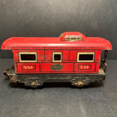 LOT 89R: Antique Metal Train Set: Lomotive, Cars & Caboose ...