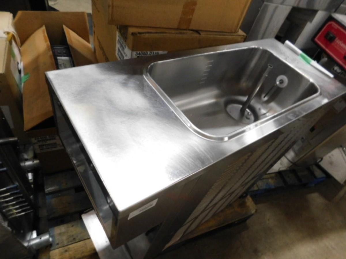 Taylor Single Drop Frozen Beverage Machine Model # 428-12 | EstateSales.org