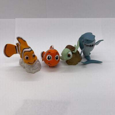 Disney Finding Nemo Action Figure Toys | EstateSales.org