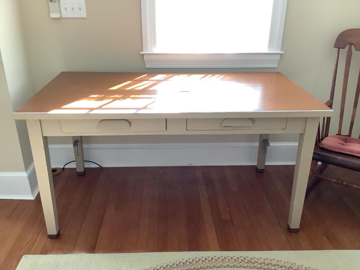 B1212 Vintage Myrtle Two Drawer Desk | EstateSales.org