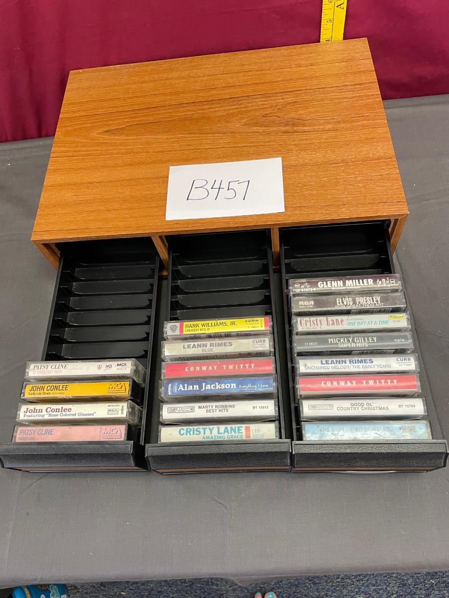 Storage and Cassettes | EstateSales.org