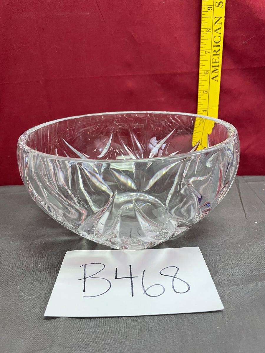 Gorham Star Blossom Crystal 8” Bowl | EstateSales.org