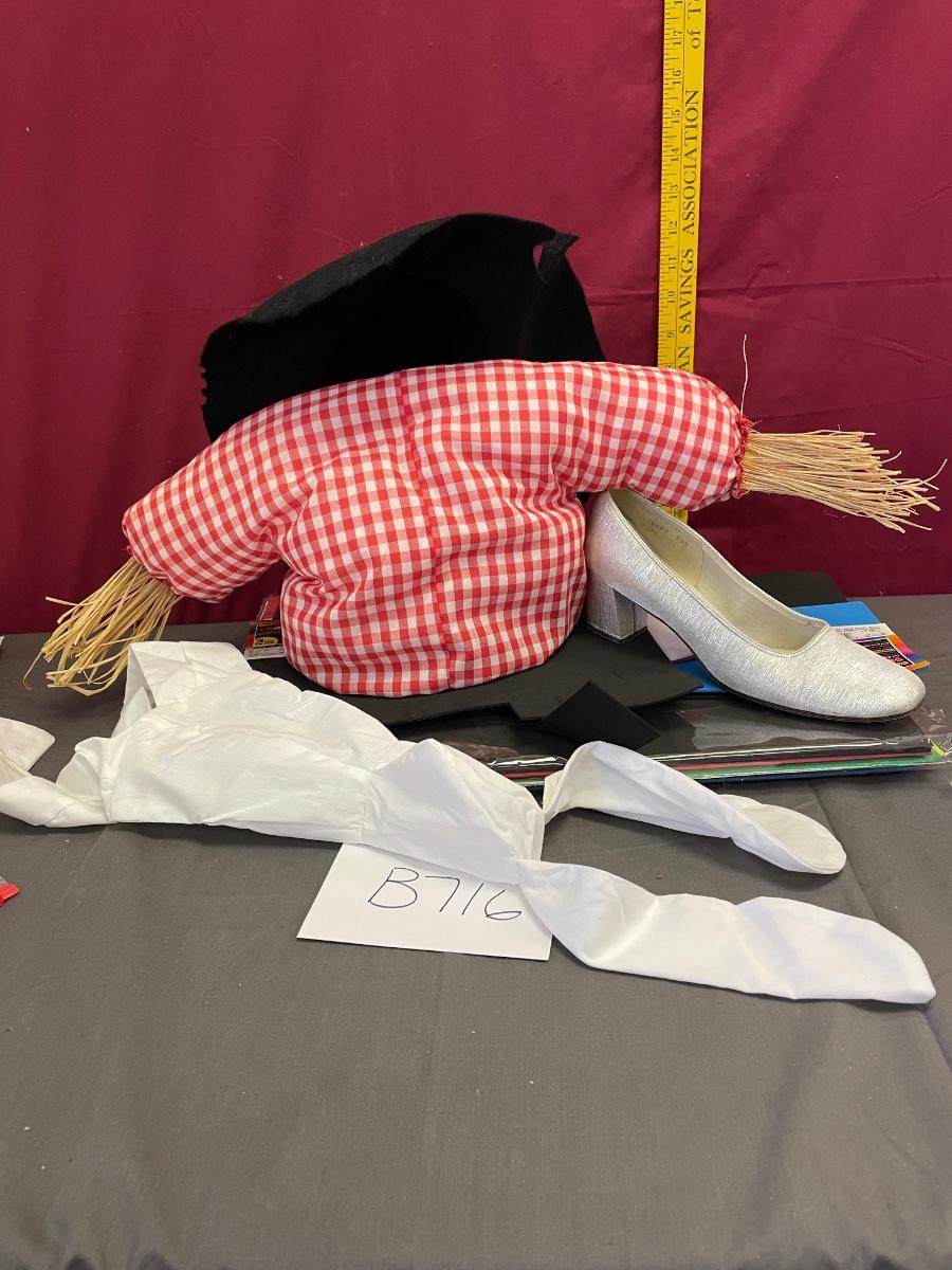 Scarecrow parts, slipper and bunny that needs stuffed | EstateSales.org