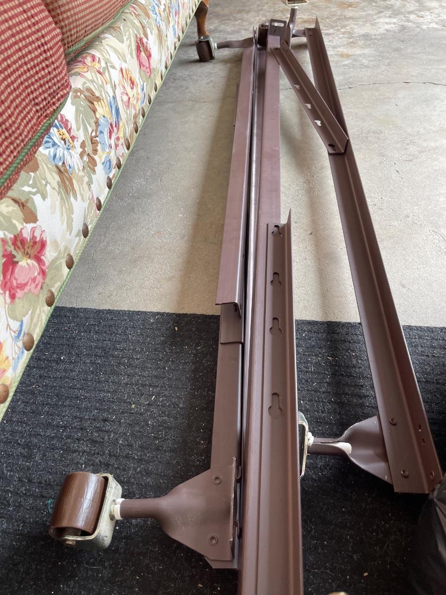AK8-Adjustable bed frame | EstateSales.org