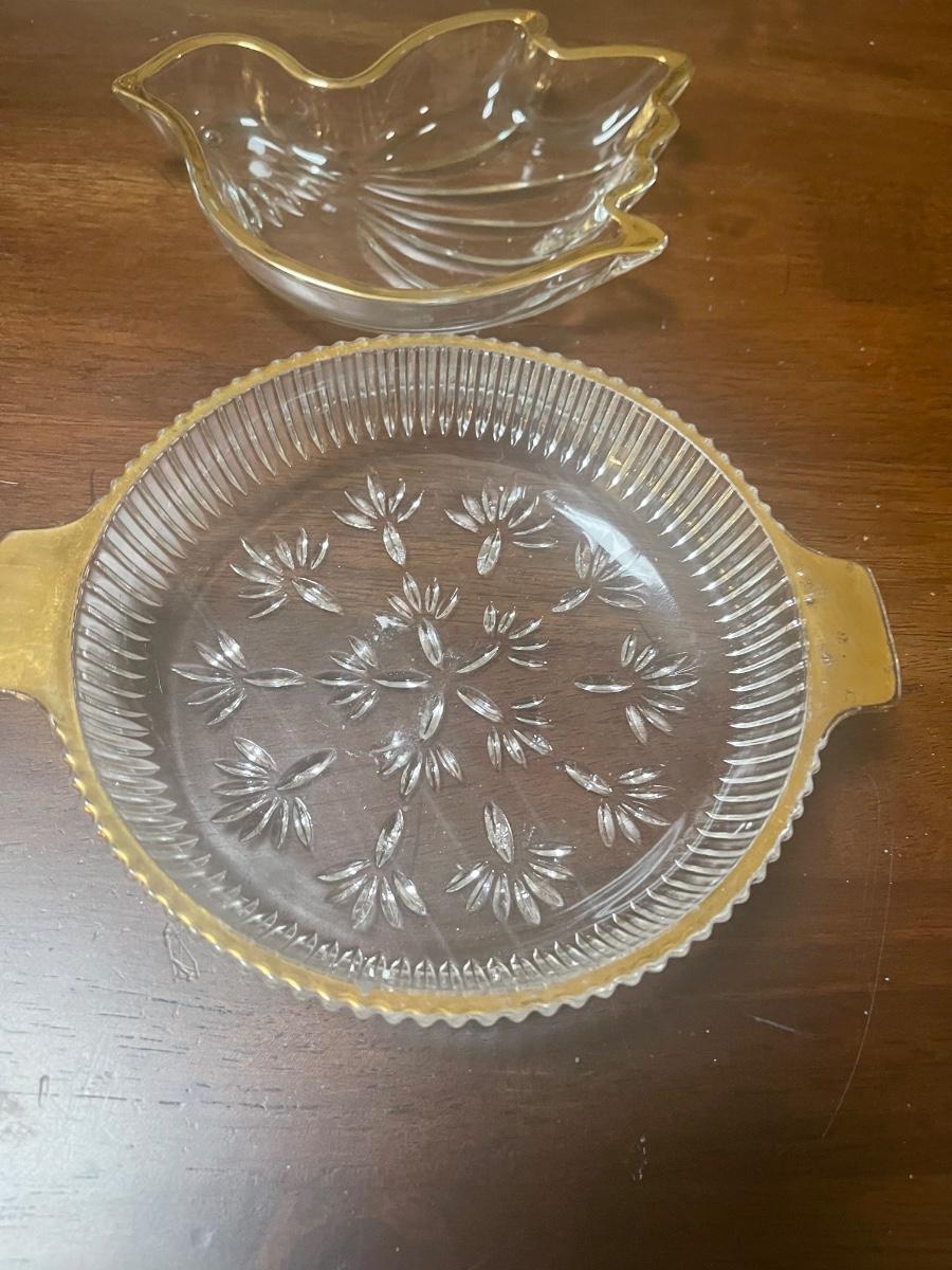 Two vintage pieces. Vtg Glass dove Dish with gold trim 61/2 x 5” Vtg ...
