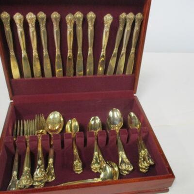 51 Pieces Gold Flatware Godinger | EstateSales.org