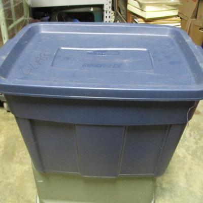 18 Gallon Storage Tote #6 | EstateSales.org