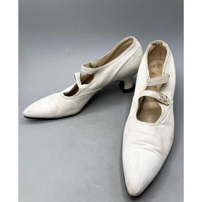 White Antique Vintage Victorian Heels Shoes Murray Shoe Co ...