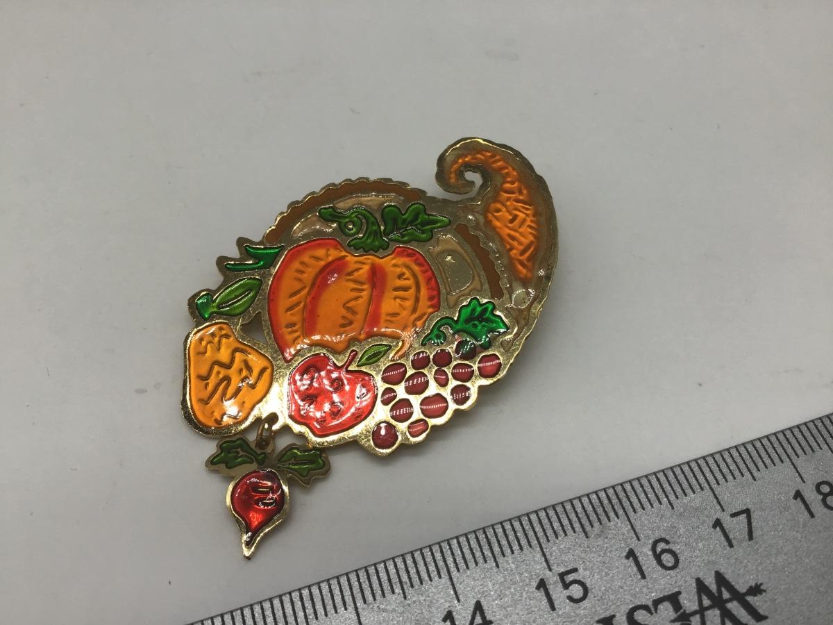 Cornucopia Pin | EstateSales.org