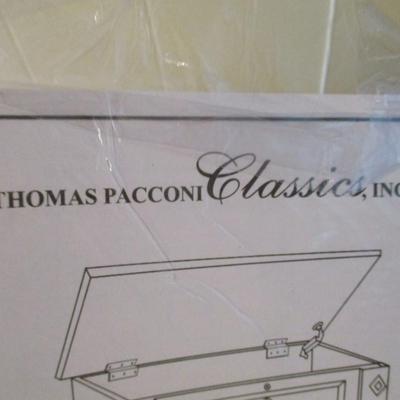 Thomas Pacconi Classics Cedar Chest | EstateSales.org