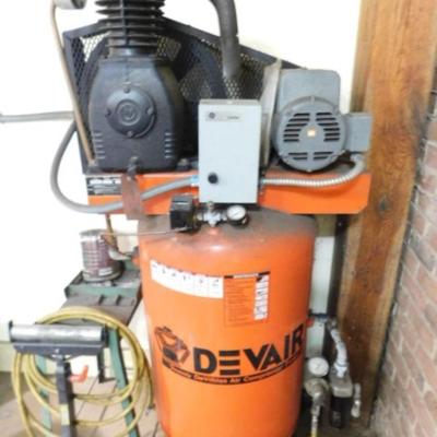 Devilbiss Industrial Air Compressor TAPV-5052 5HP with a Devair Model ...