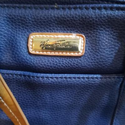 LOT 312 MARC FISHER HANDBAG | EstateSales.org