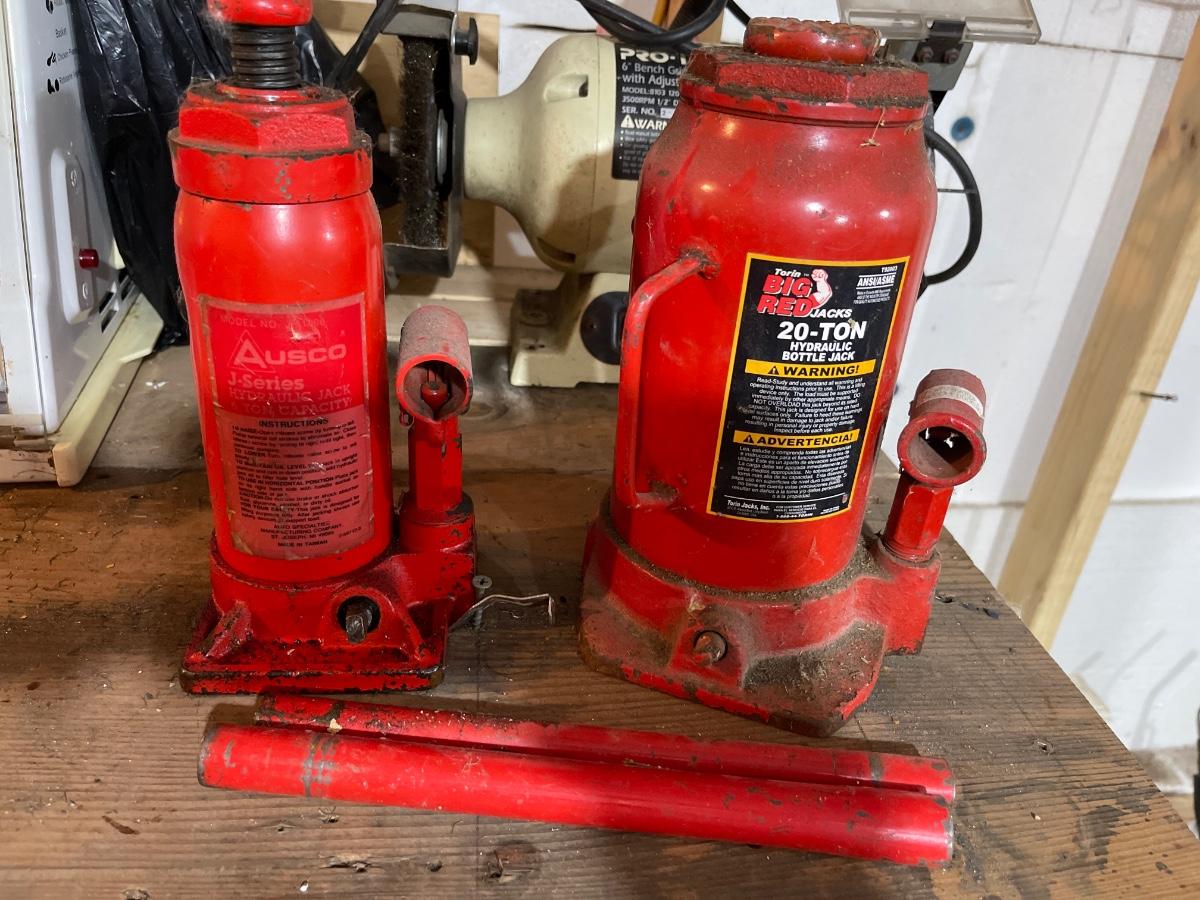 G68 Jacks EstateSales G68 Jacks EstateSales