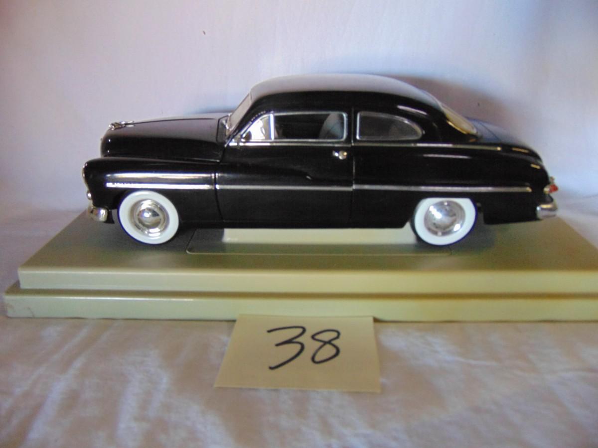 Item 38 Mercury | EstateSales.org