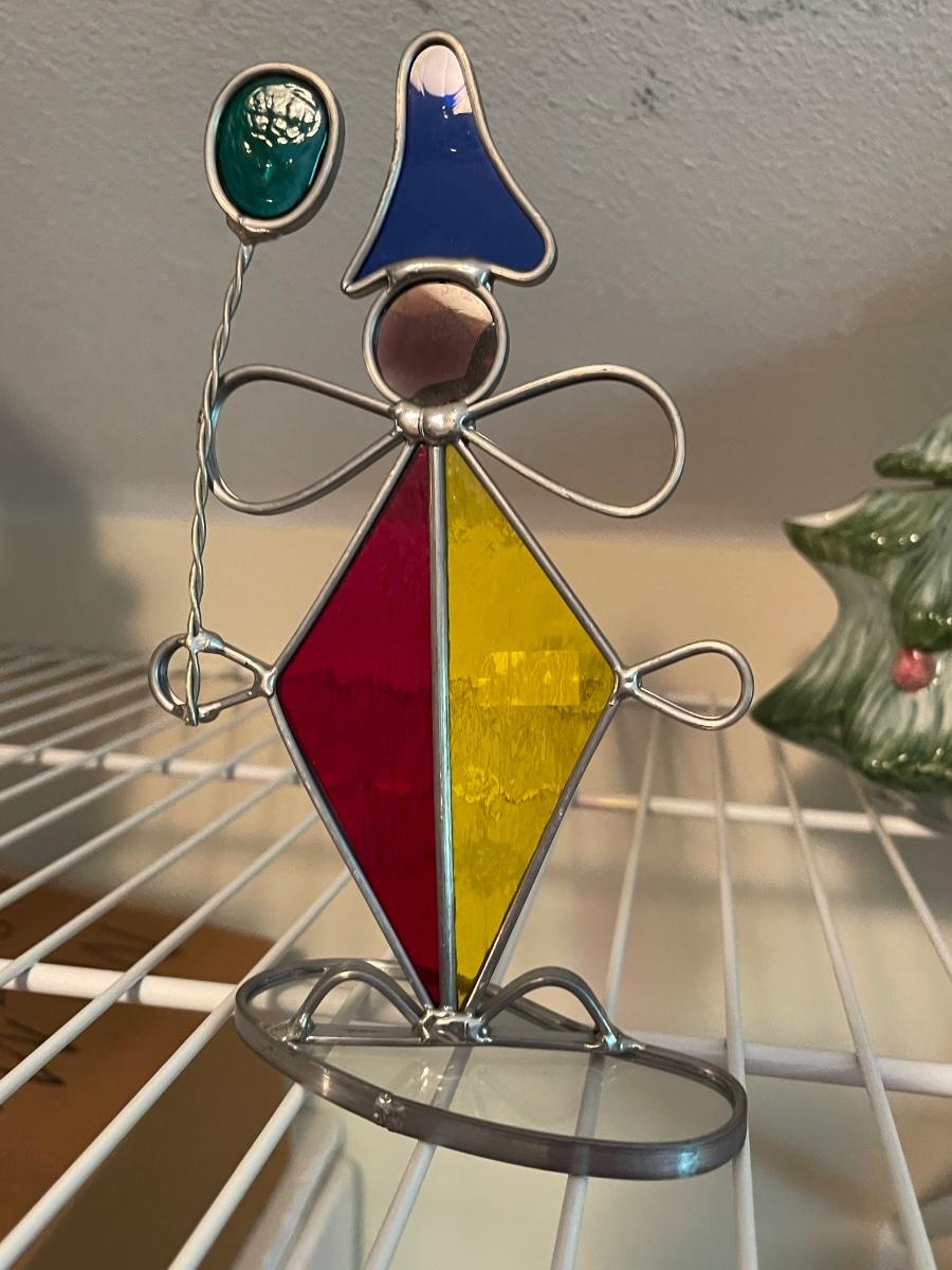Cute Stained Glass Clown | EstateSales.org