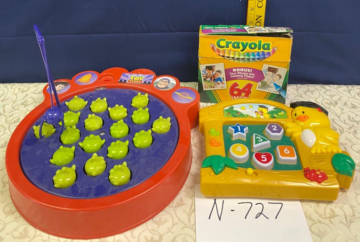 Games and Crayons | EstateSales.org