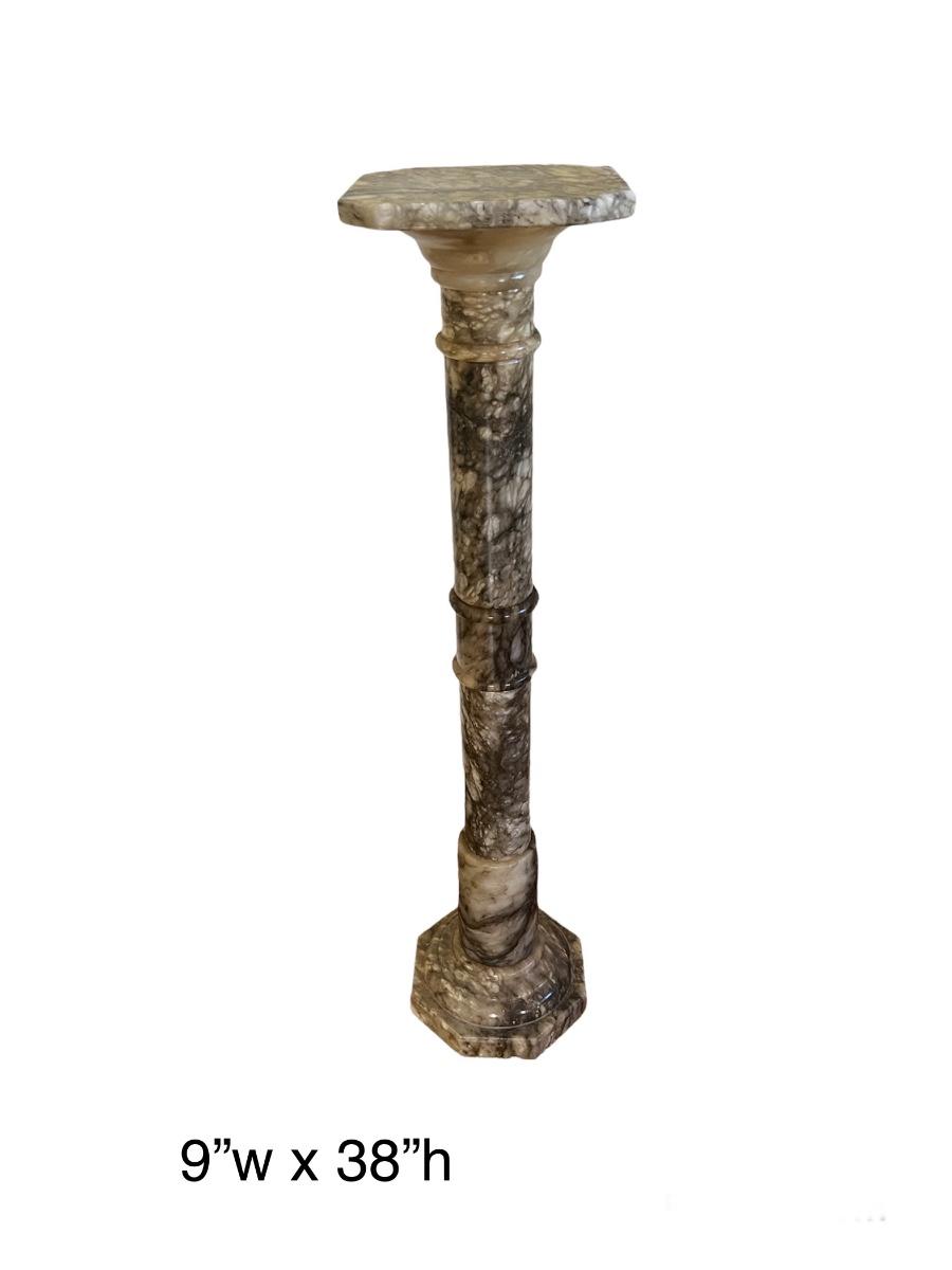 Marble Stand | EstateSales.org