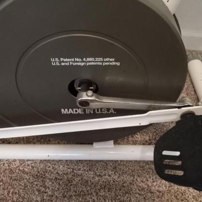 LOT 194 DP AIRGOMETER DLX STATIONARY EXERCISE BIKE | EstateSales.org