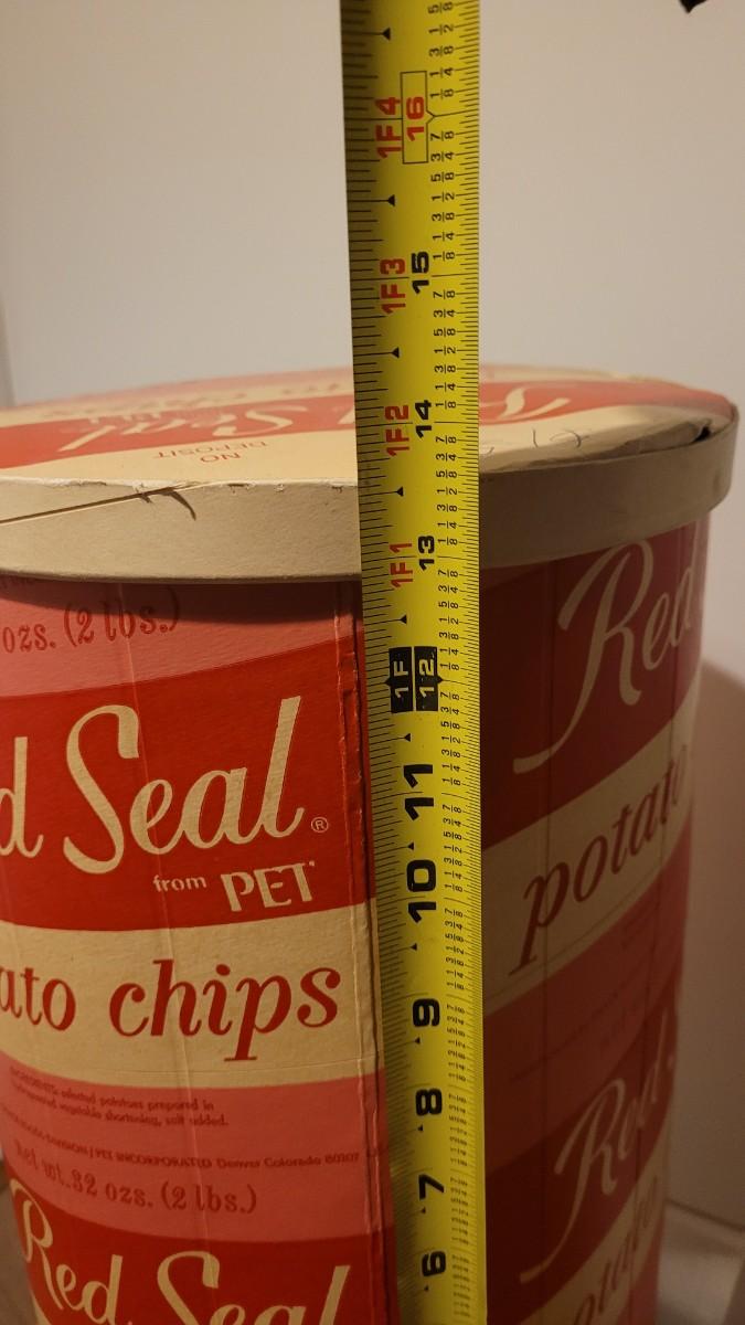 Lot 39: Vintage Red Seal Potato Chips Large Carton | EstateSales.org