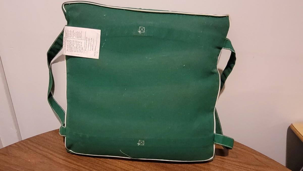 Lot 61: (2) Vintage Throwable Life Vest Boating Cushion Floatation ...