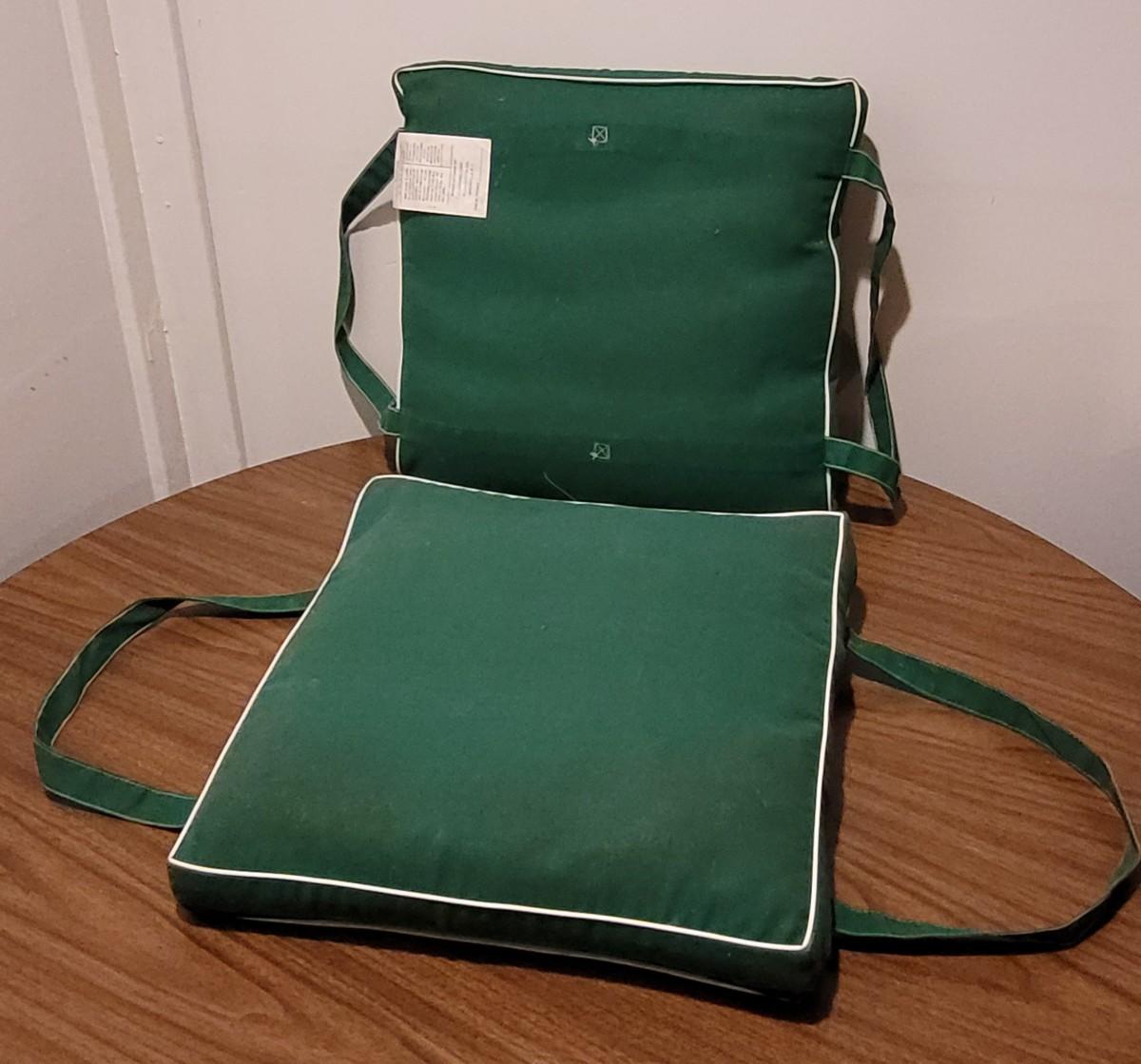 Lot 61: (2) Vintage Throwable Life Vest Boating Cushion Floatation ...