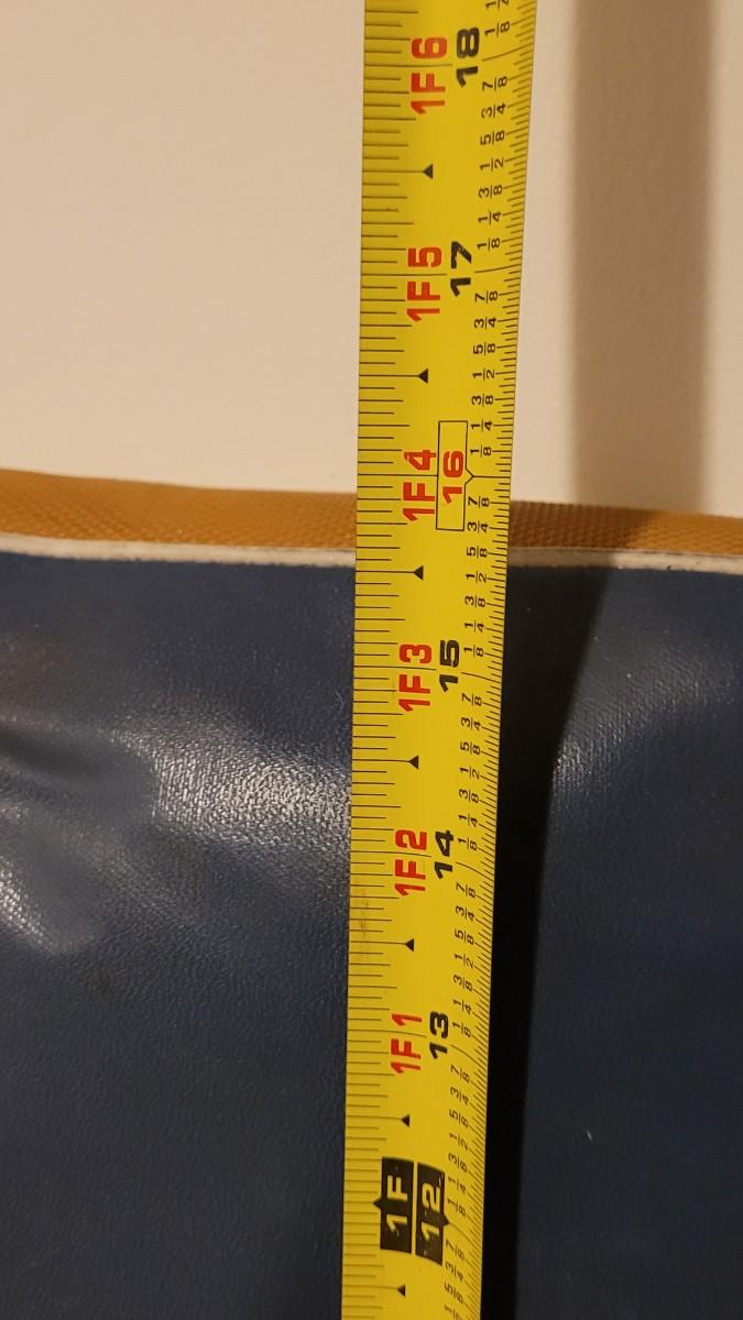 Lot 72: Vintage Sea King Compass Boat Cushion Life Vest Floatation ...