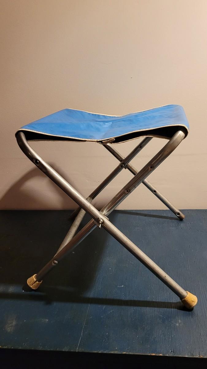 Lot 95: (3) Foldable Mid Century Camp Stools | EstateSales.org
