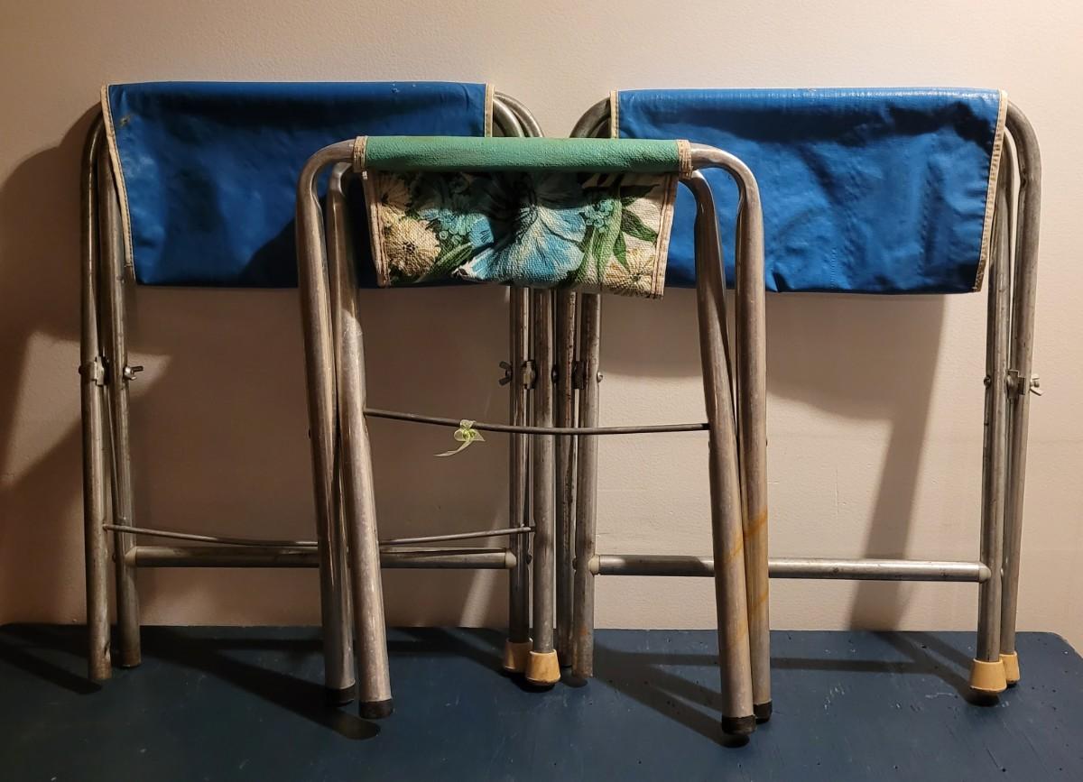 Lot 95: (3) Foldable Mid Century Camp Stools | EstateSales.org