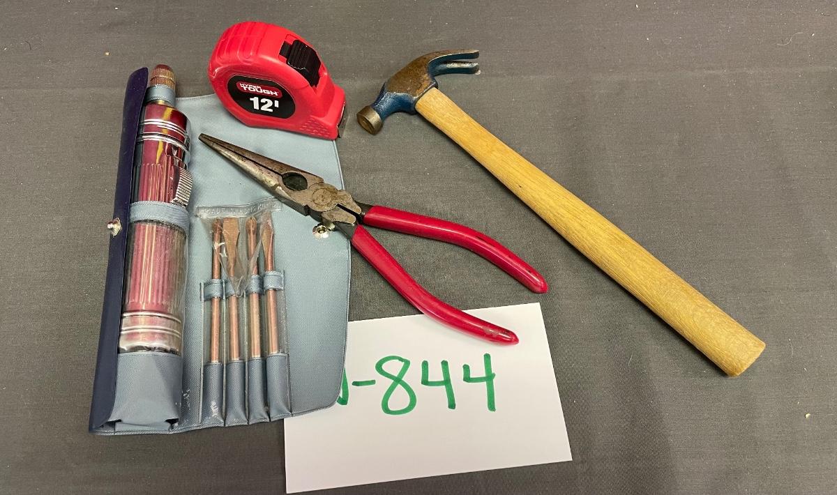 Small tool assortment | EstateSales.org