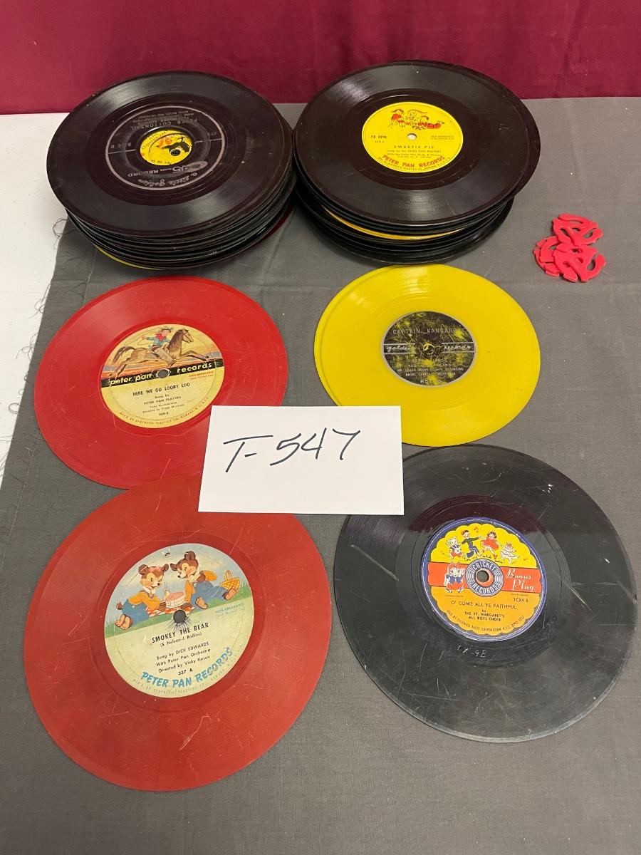 Stack of 45’s | EstateSales.org
