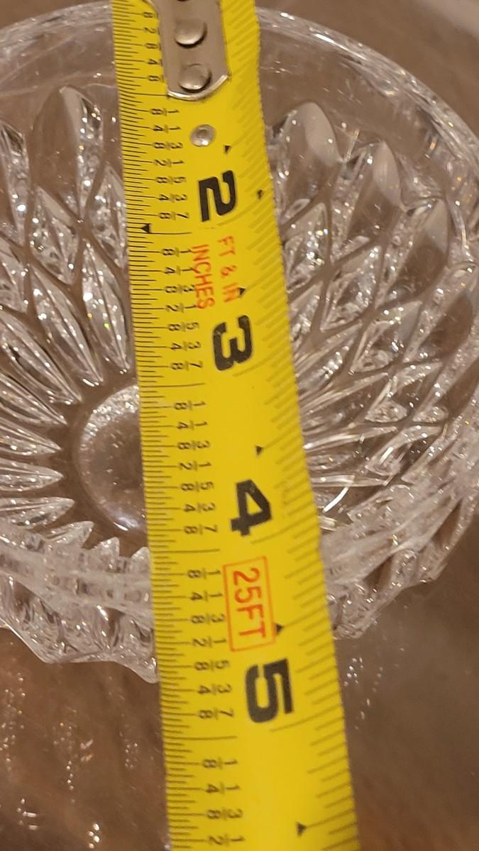 Lot 128: Gorham Full Lead Crystal Apple/Pumpkin Box | EstateSales.org